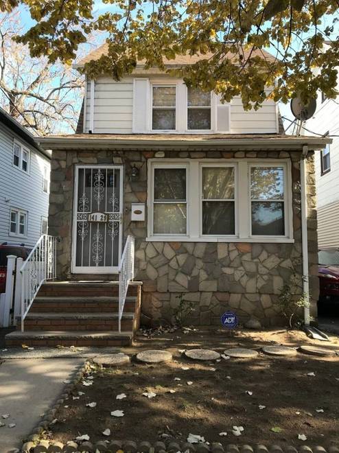 Queens County Springfield Gardens New York (NY) — Real Estate Listings ...