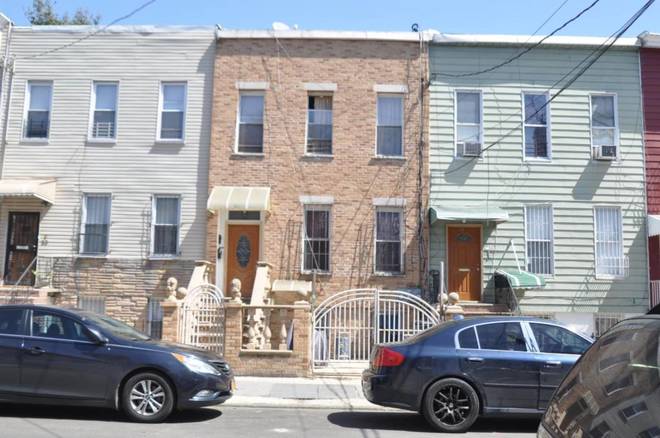 91 Pine St, Brooklyn, NY 11208 (Sold NYStateMLS Listing #10604875)