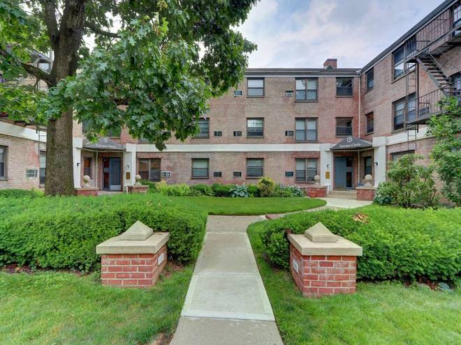 9 Terrace Circle, #3 A, Great Neck, NY 11021 (Off Market NYStateMLS ...