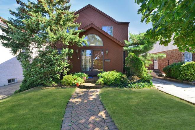 Queens County Fresh Meadows New York (NY) — Real Estate Listings By City