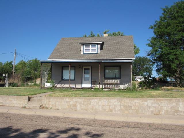 1121 C Street, Benkelman, NE 69021 (Sold MyStateMLS Listing #10914636)